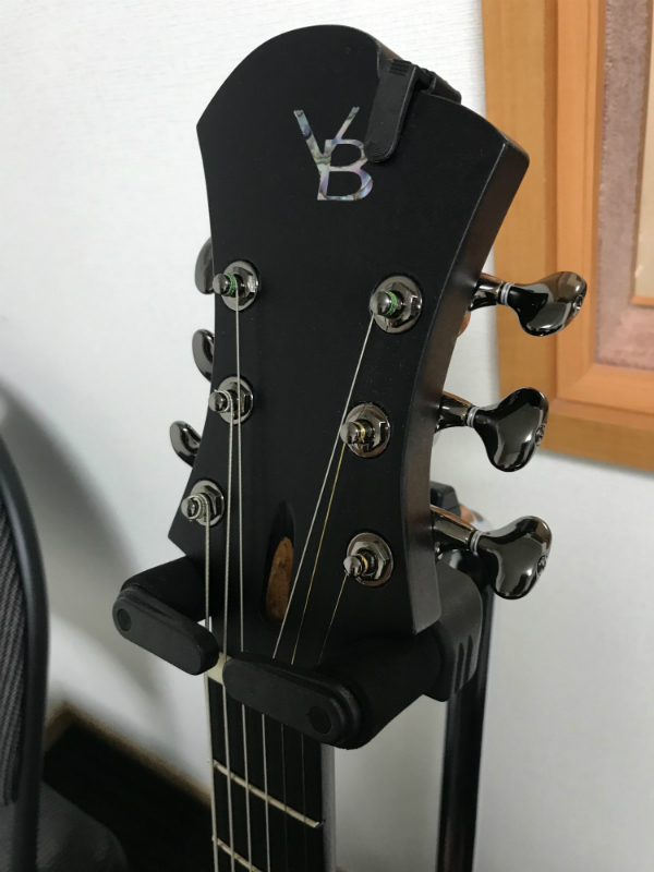 Victor Baker Guitars | Mistletoe Music School