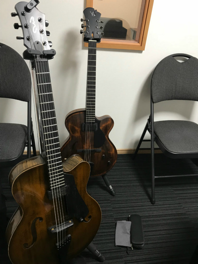 Victor Baker Guitars | Mistletoe Music School